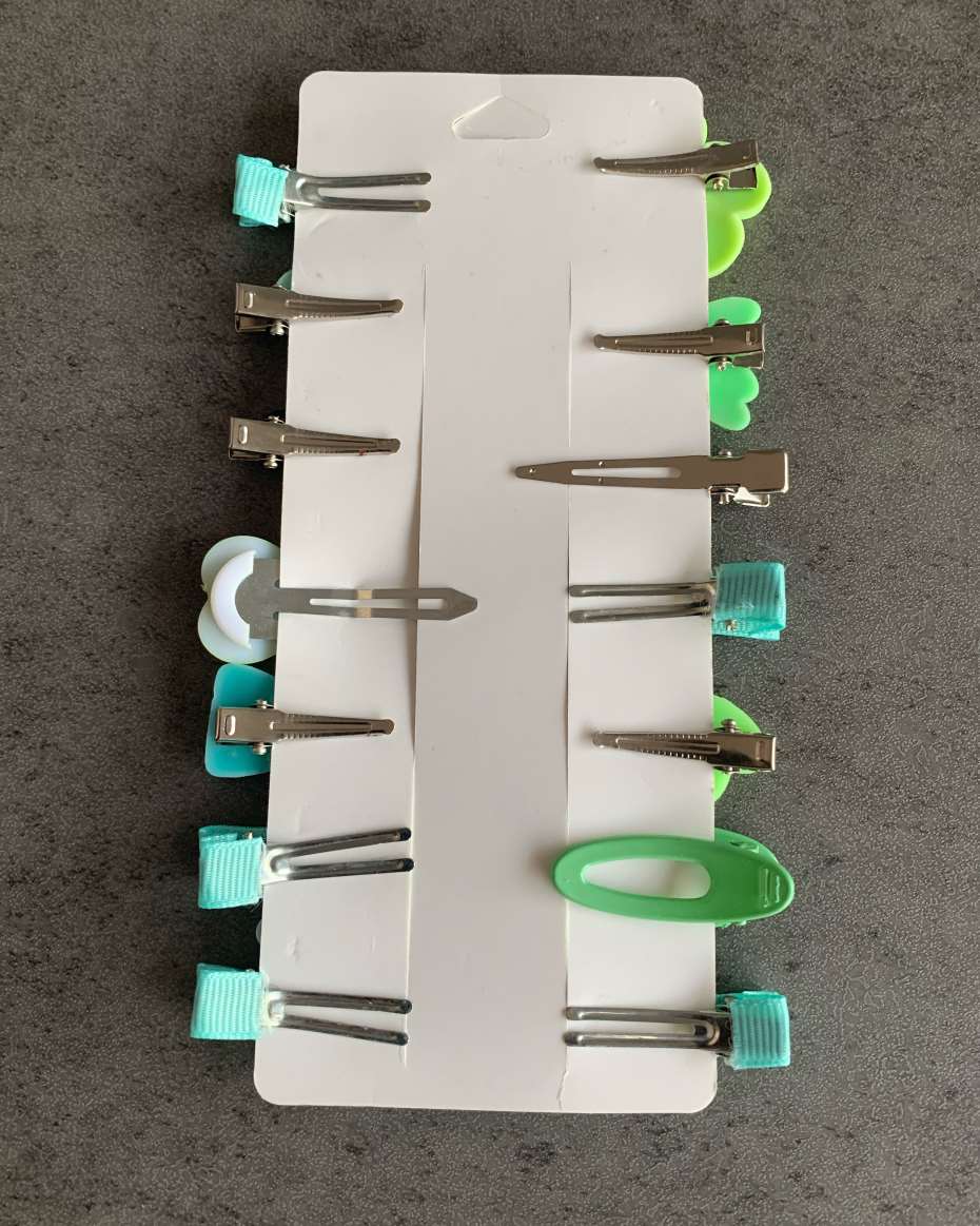GIRL CHARACTER HAIR CLIPS (14PCS) GREEN - OURSHOEPLUG