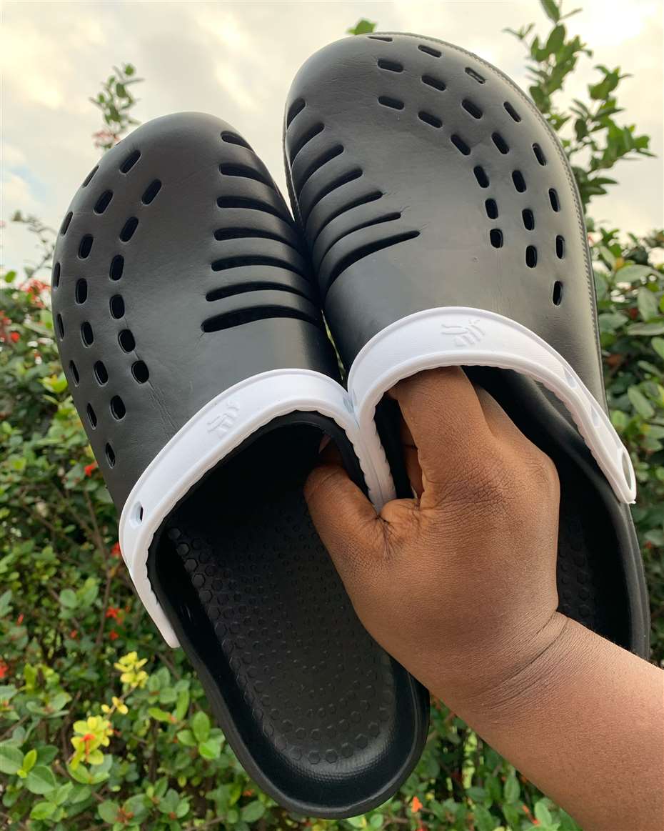 QUALITY CROCS XL(13/14) BLACK SIZE 48 - OURSHOEPLUG